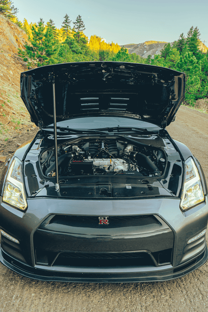 Carbon Engine Bay Trim for the Nissan GTR R35 (2x2, forged, matte ...